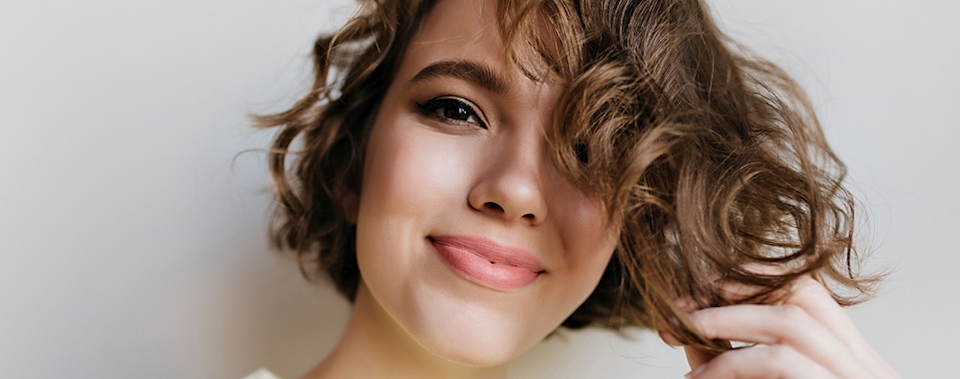 ¿Cómo saber si mi pelo es graso, seco o mixto y cómo cuidarlo?