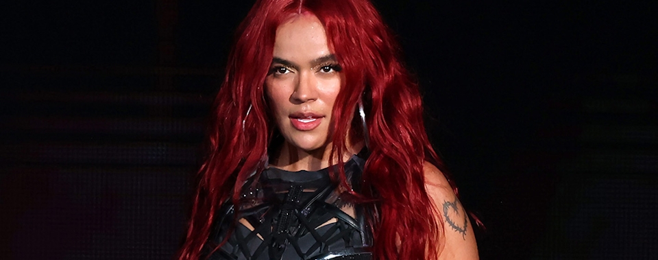 Recreating Karol G’s cherry red